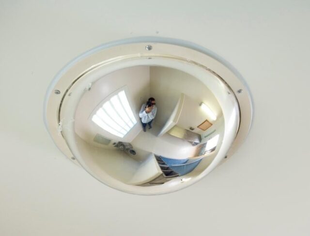 Polycarbonate Ceiling Dome Mirror - 450mm - Securikey
