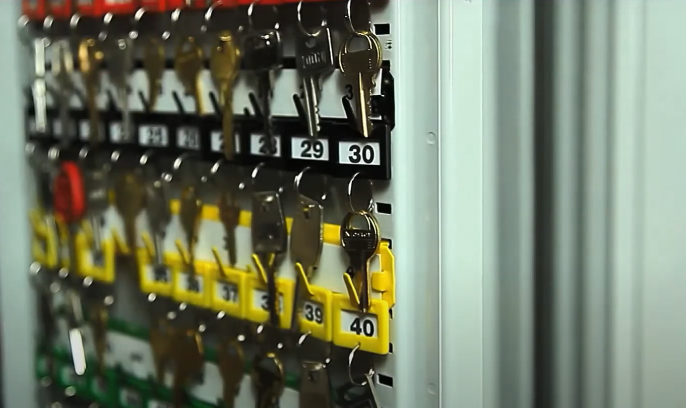 FLOOR STANDING SYSTEMS - Securikey